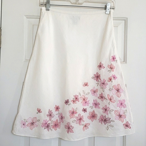 Ann Taylor | Skirts | Ann Taylor Embroidered Ivory Linen Skirt Aline ...